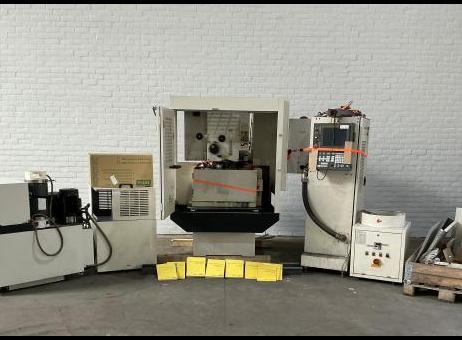 EDM mašina za sečenje žice Fanuc Robocut A-0iB Najprodavaniji