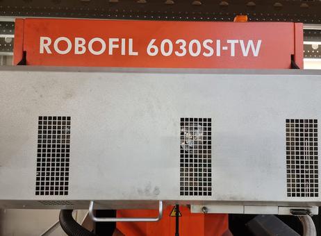 Refurbished Charmilles Robofil 6030 SI-TV edm mašina za sečenje žice Verified seller