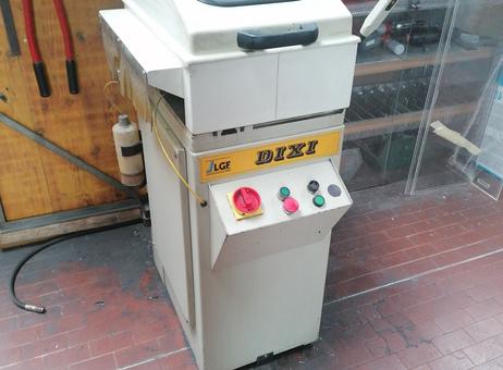 Mašina za vazdušnu obradu aluminijumskih, drvenih i PVC profila.- LGF DIKSI mašina za krajno sečenje Verified seller  Dobar dogovor
