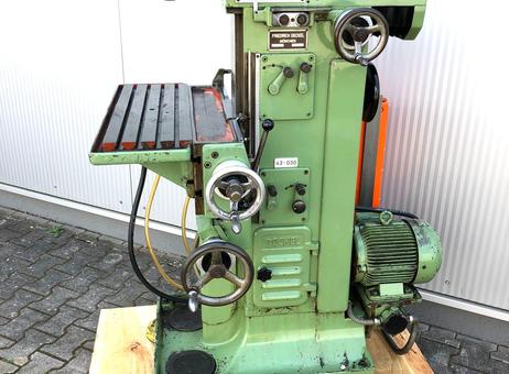 univerzalna glodalica Deckel FP 1