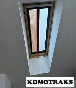 KROVNI PLISE KOMARNIK