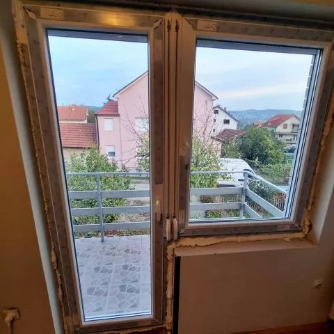 DVOKRILNI PVC PROZOR INOUTIC 130 X 130 CM
