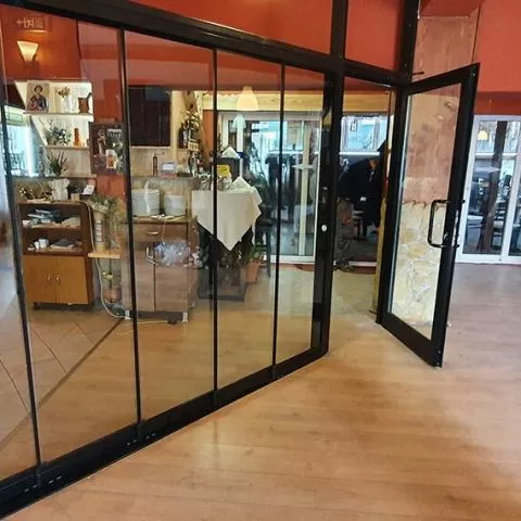 ALUMINIJUMSKA STAKLENA VRATA