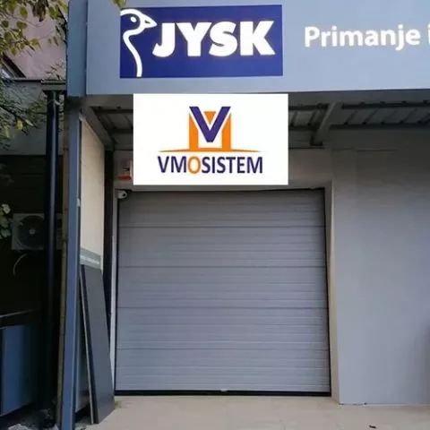 INDUSTRIJSKA SEGMENTNA VRATA MODEL 13