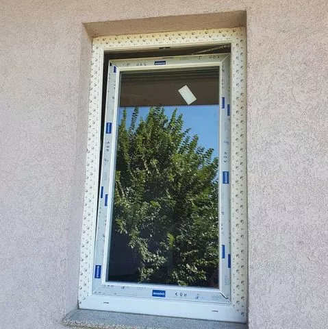 JEDNOKRILNI PVC PROZOR INOUTIC 100 X 100 CM