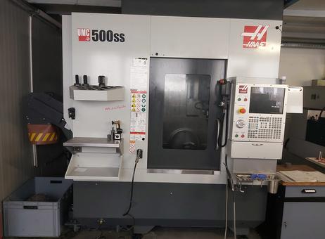 Obradni centar - 5 os HAAS UMC 500SS Dobra vrednost  Nisko radno vreme