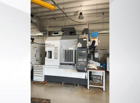5-osni obradni centar Okuma GENOS M460V-5AX Najprodavaniji