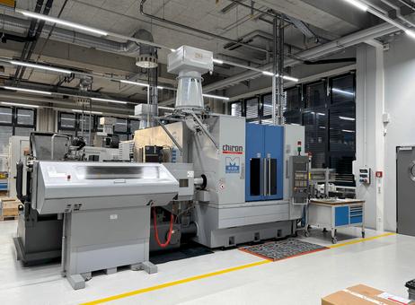 5-osni obradni centar CHIRON Mill 800 Najprodavaniji