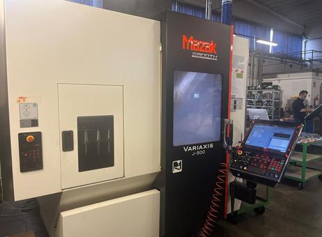 5-osni obradni centar MAZAK VARIAXIS J5000 5X Verified seller