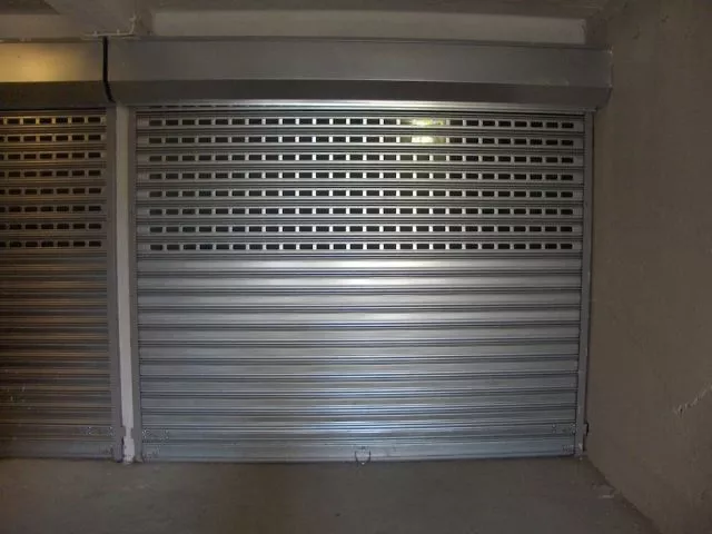 PERFORIRANA ROLO VRATA MODEL 4