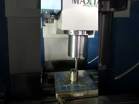 Matsuura VX-1000 Verified seller  Nisko radno vreme