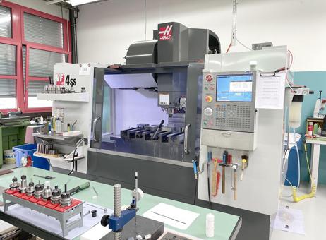 Haas VF-4 SS