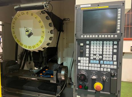 Obradni centar - vertikalni Fanuc Robodrill Alfa D21L iA5 High Power Verified seller