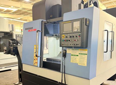 Vertikalni obradni centar Doosan MV-3016L Verified seller  Nisko radno vreme
