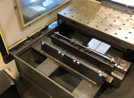 Obradni centar - vertikalni Hitachi Seiki VM 40 III Verified seller Dobra vrednost
