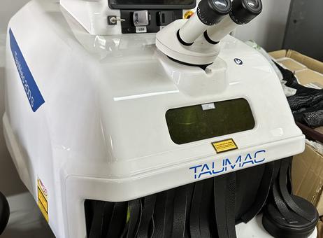 Mašina za lasersko zavarivanje nakita (polunova) TAUMAC Tauvel 200 S  Nisko radno vreme