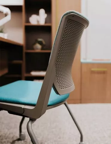 KONFERENCIJSKA STOLICA COMFORTO 62