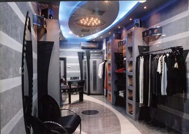 Polica za garderobu E001