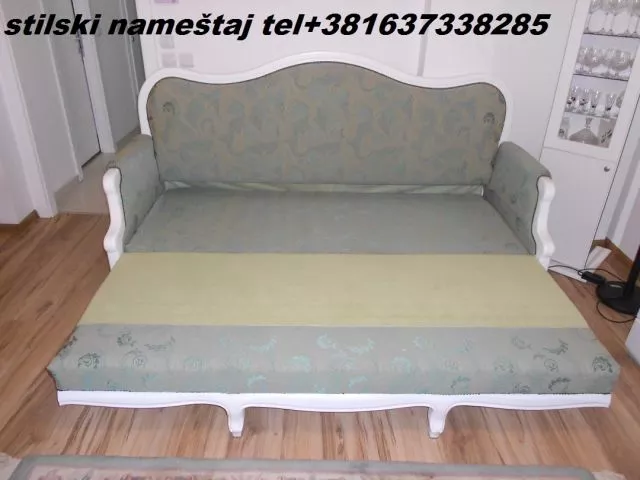 STILSKI TROSED NA RASKLAPANJE,RUČNI RAD,NOVO