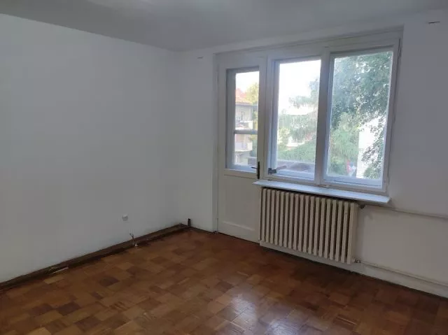 TROSOBAN STAN U NASELJU MALA AMRTIKA-ZRENJANIN