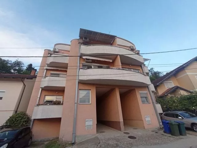 TROSOBAN KVALITETAN STAN, SREMSKA KAMENICA-NOVI SAD