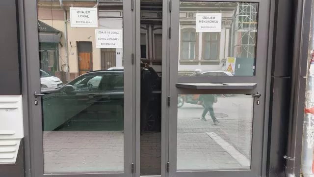 CENTAR, LOKAL U NOVOJ ESKLUZIVNOJ ZGRADI
