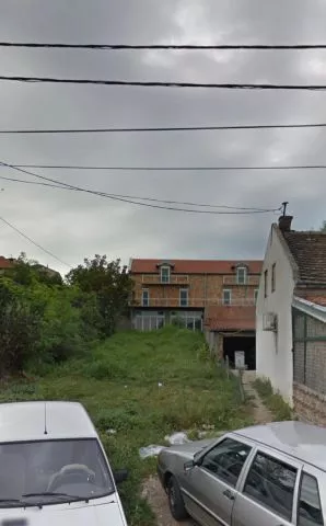 DVE PORODICNE KUCE U CENTRU GRADA-SMEDEREVO