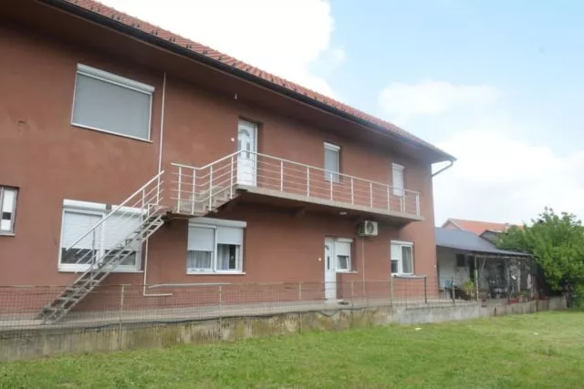 USELJIVA KUĆA U OBRENOVCU, NASELJE RVATI