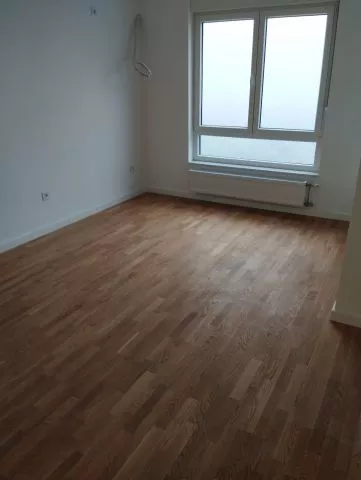 IZDAJEM NOV STAN 55 M2 NOVI SAD-KNEZEV PARK NA DUZI ROK
