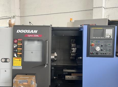 cnc strug DOOSAN LYNX 220L Verified seller