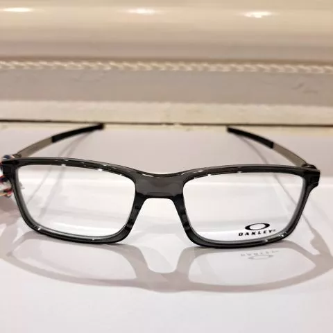 OAKLEY MUŠKE NAOČARE ZA VID - MODEL 1