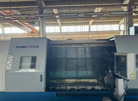 cnc strug Puma 700LM