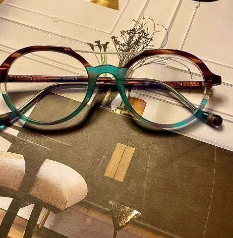 SHOW ROOM OPTIKE - PRODAJA NAOČARA ZA VID
