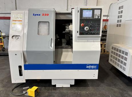 cnc strug DOOSAN LYNX 220 Verified seller