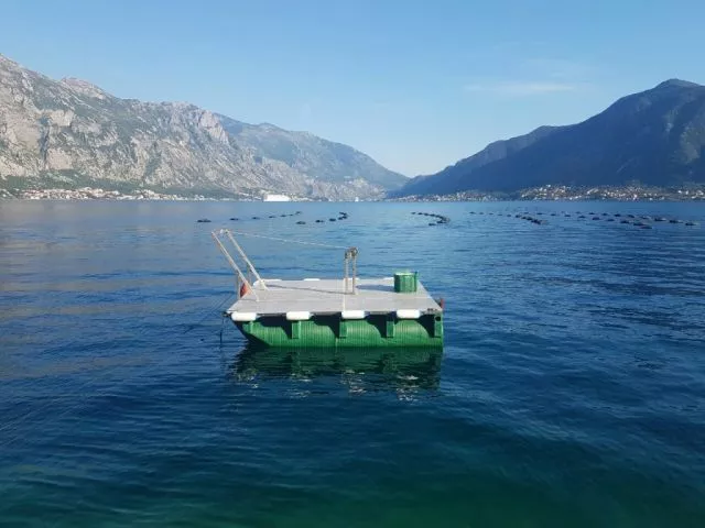 Plastični ponton Ø500 mm Bruto 170kg/m Neto dozvoljena nosivost 85kg/m