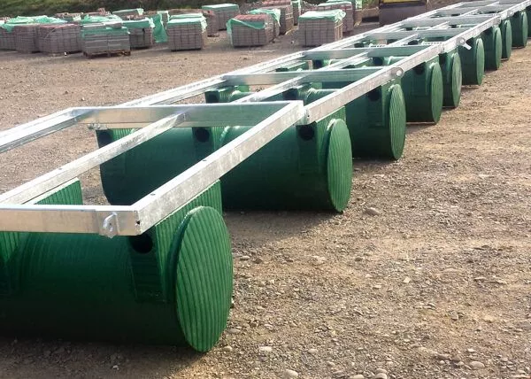 Plastični ponton Ø800 mm Bruto 460kg/m Neto dozvoljena nosivost 230kg/m