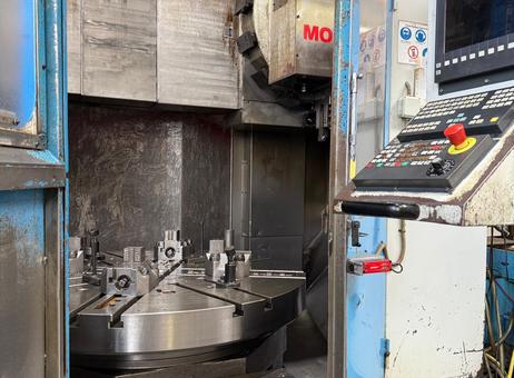 strug sa vertikalnim kupolom sa cnc TOS SKIQ 16 B CNC Najprodavaniji