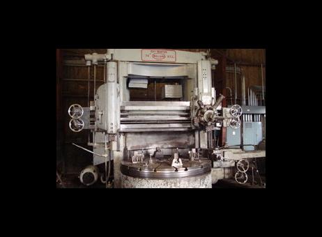strug sa vertikalnim kupolom sa cnc Bullard 74 Verified seller