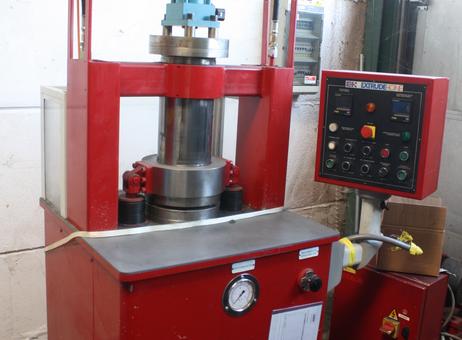 Mašina za završnu obradu lappinga Kennametal Model 77C Verified seller