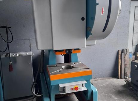 Ekscentrična presa SMERAL Trnava LEN-25C Verified seller
