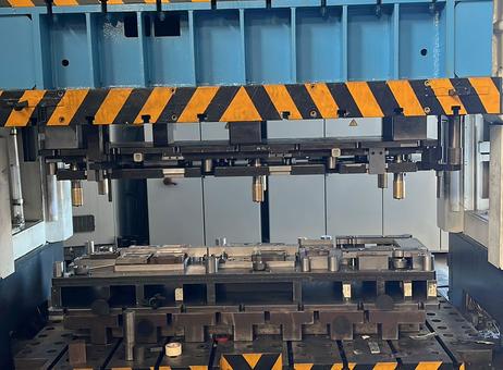 Ekscentrična presa Erfurt 500 Ton