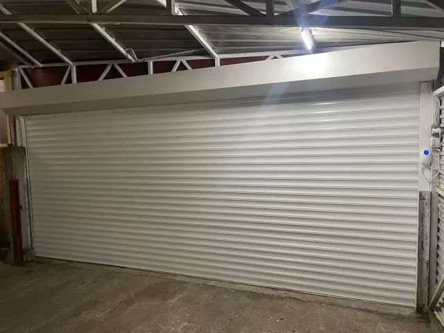 ALUMINIJUMSKA ROLO VRATA - MODEL 29
