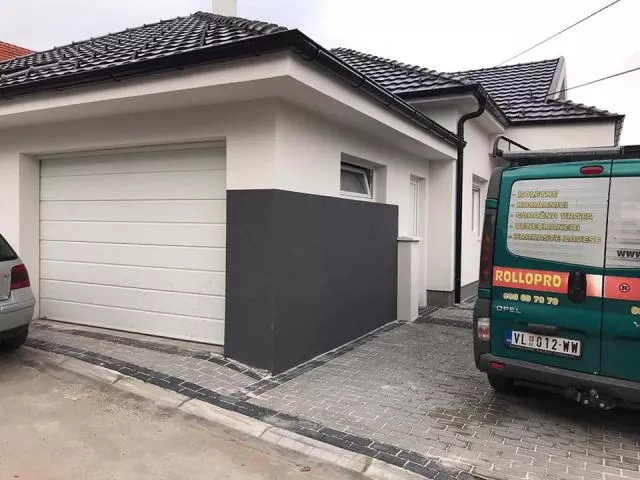 SEGMENTNA GARAŽNA VRATA - MODEL 3