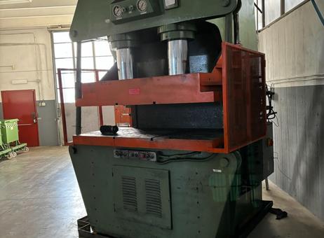 Hidraulična presa GIGANT 200 tons Verified seller