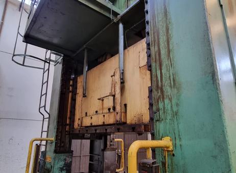 Hidraulična presa KALININ 500 ton Najprodavaniji