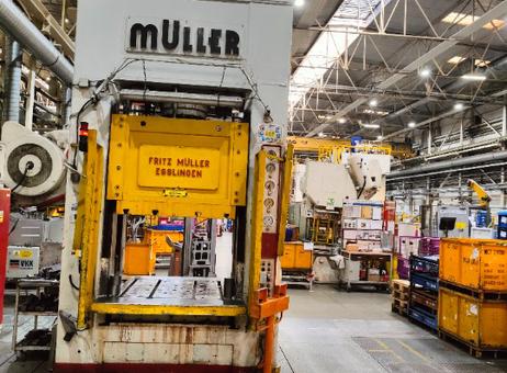 Hidraulična presa Müller 315T DOUBLE COLUMN PRESS Verified seller