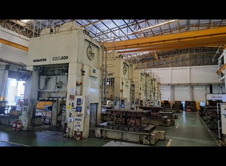 Mehanička presa Komatsu E2G 400 Verified seller
