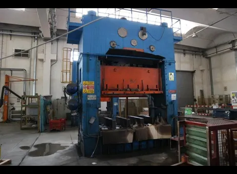 Mehanička presa RADAELLI 250T Verified seller