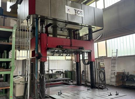 Presa za štancanje TCS 300 T. Najprodavaniji