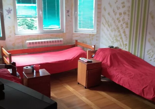 DVOKREVETNE SOBE U DOMU ZA STARE PADINA